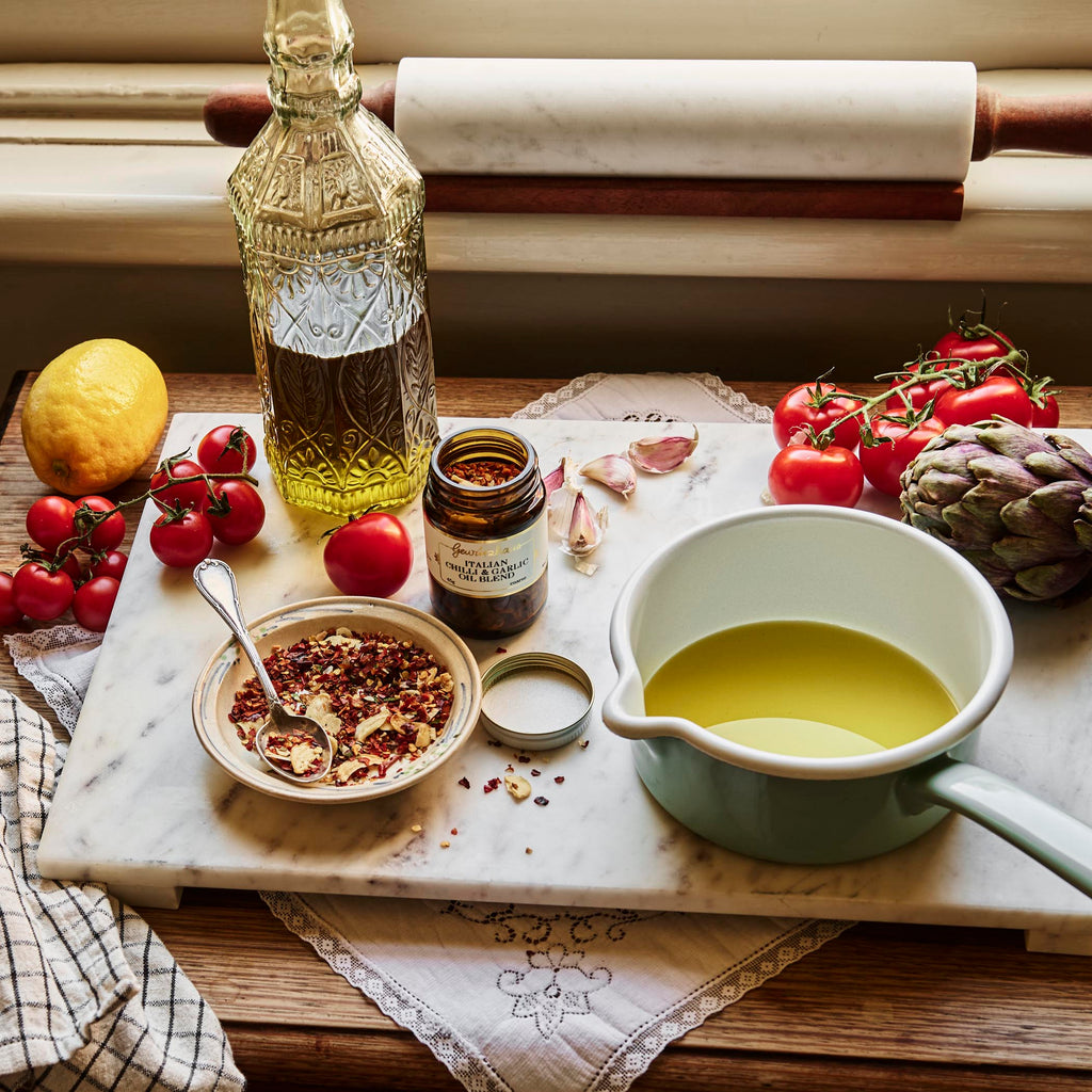 Italian Chilli & Garlic Oil Blend – Gewürzhaus